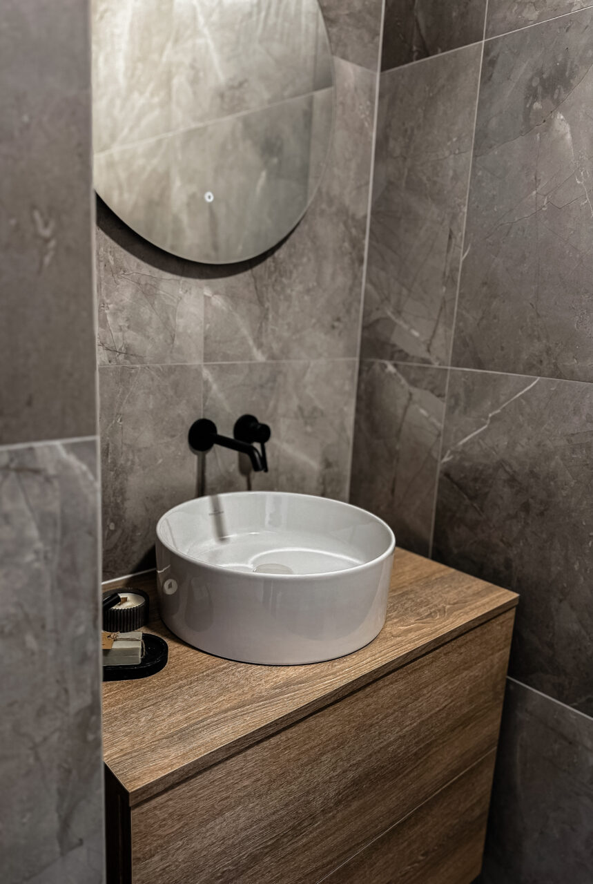 Bathroom cabinet - iglo.lt